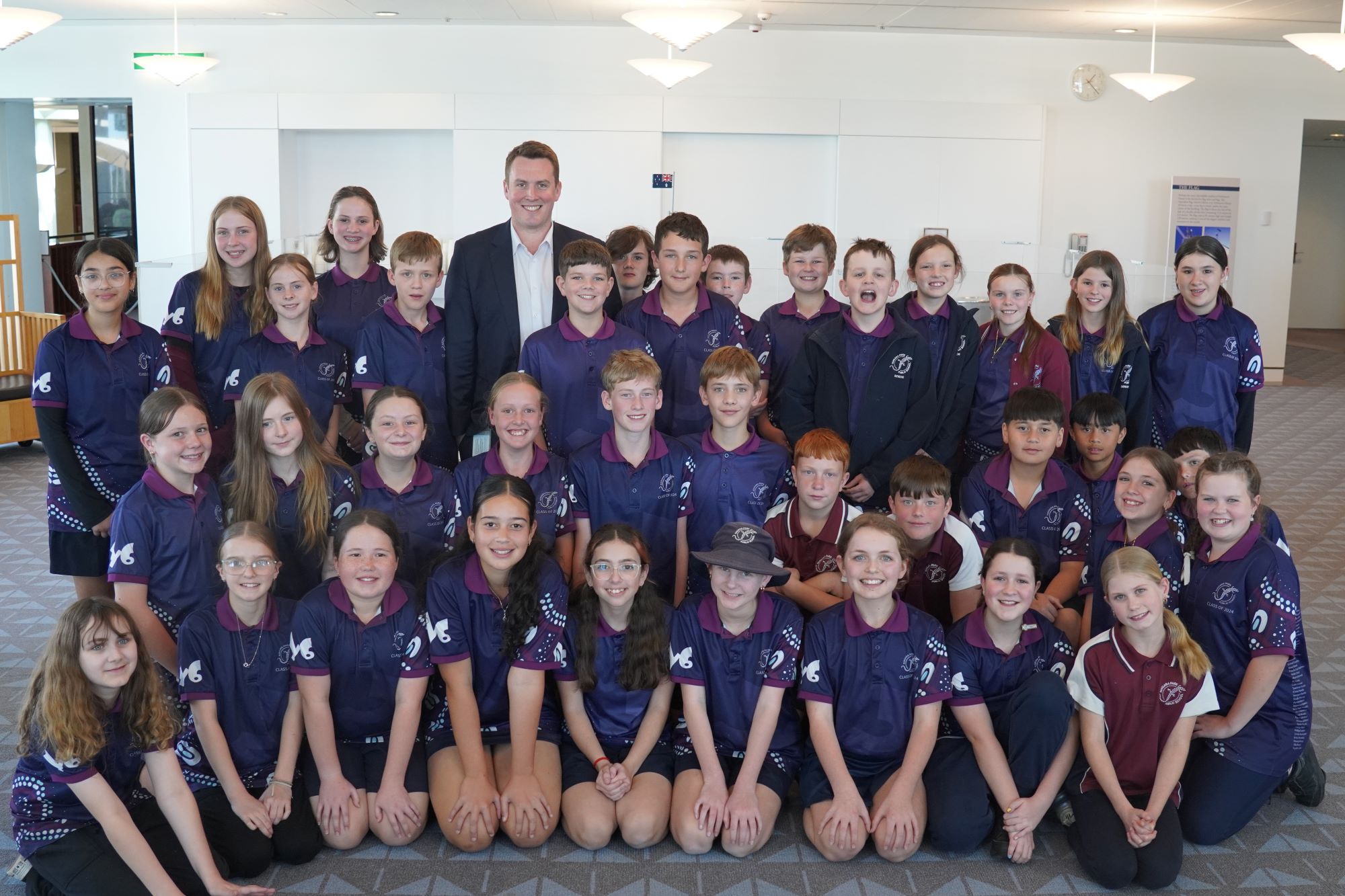 NIAGARA PARK PUBLIC SCHOOL VISITS PARLIAMENT HOUSE